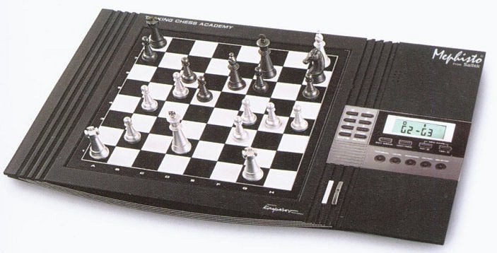 Saitek Mephisto Talking Chess Academy - computer chess game