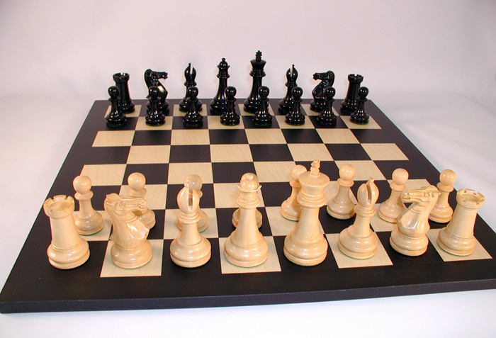 Black Maple Thin Frame Chessboard